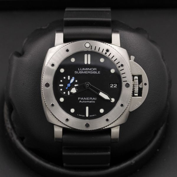 FSOT: Panerai - Luminor - Submersible - PAM 682 - 2018 - 42mm ...