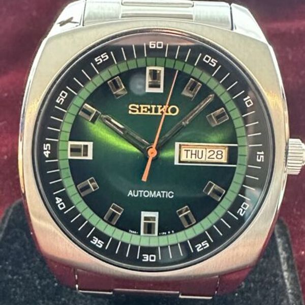 SEIKO, Model 7S26-04B0 Automatic Day/Date, Classic EMERALD GREEN DIAL ...