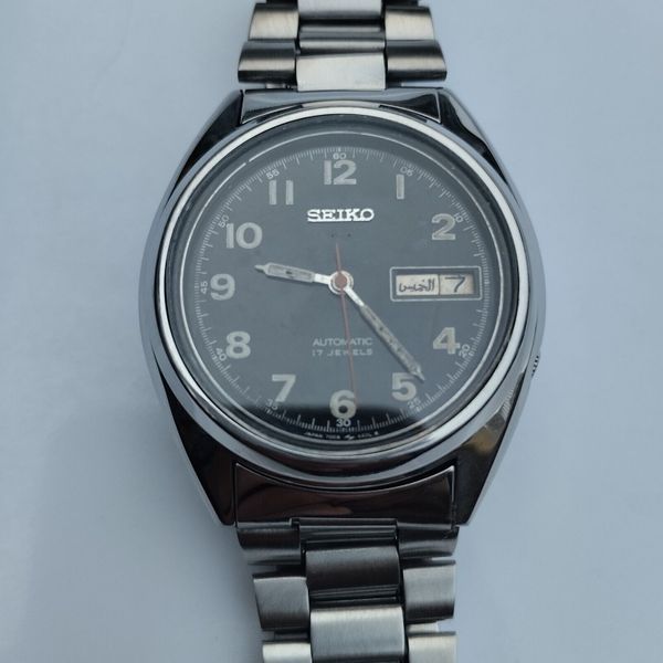 Vintage Seiko 5 Automatic 7S26-3170 Day/Date 17 Jewels Men's Japan Wristwatch | WatchCharts ...