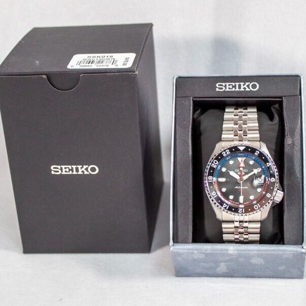 Seiko 5 Sports SSK019 Automatic Water-Resistant 24 Jewel Men's Watch ...