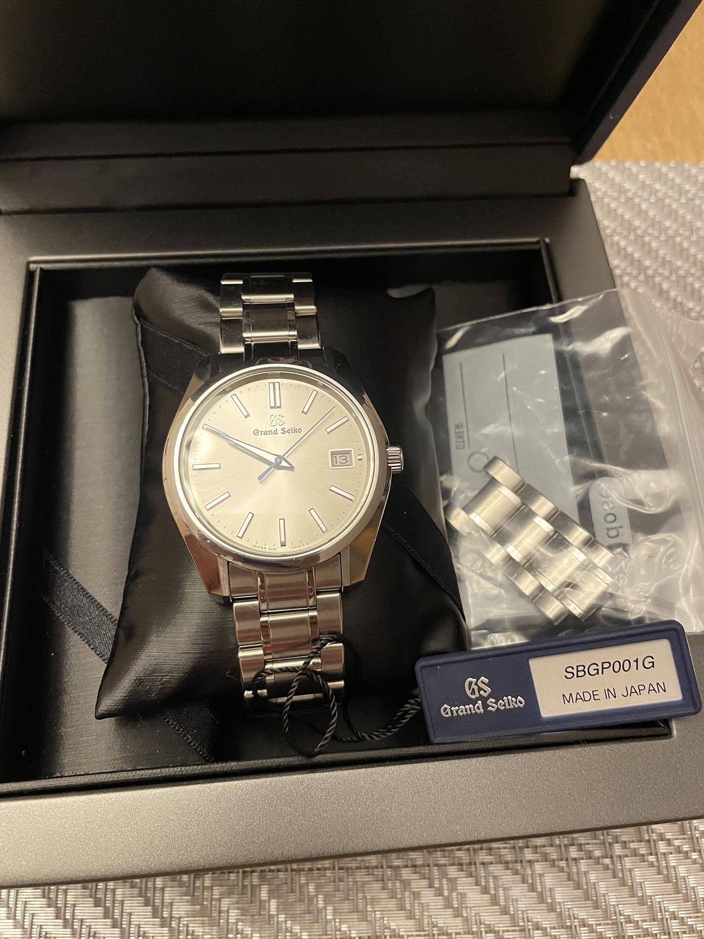 [$1,750 USD] Grand Seiko Heritage - SBGP001 | WatchCharts Marketplace