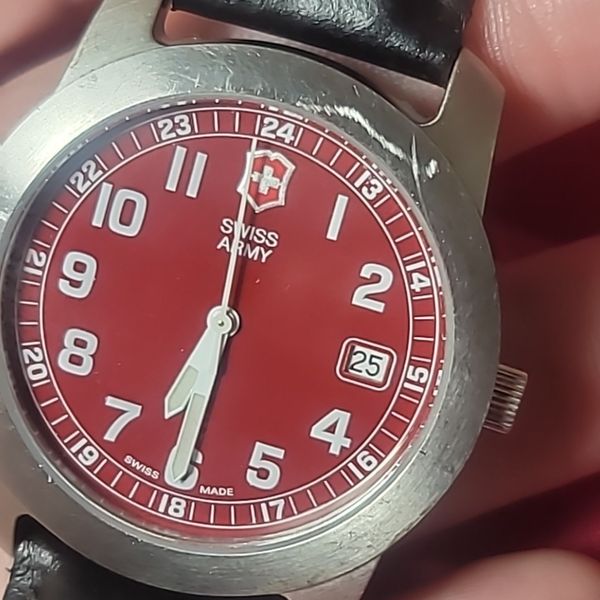 Victorinox Swiss Army Field Watch Women 30mm Date Red Dial New Battery ...