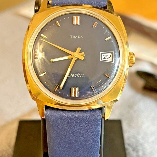 Vintage 1972 Grey Timex Electric Calendar Watch | Running | WatchCharts ...