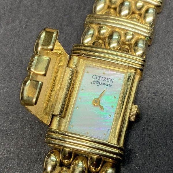Vintage Womenâ s Citizen Elegance Peek-a-Boo Quartz Watch w/ Mother of ...