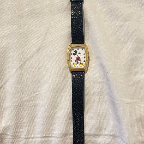 Seiko 2K03-5009 Disney Mickey Mouse 60th Anniv. Men's Tank Watch ...