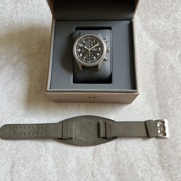 [$1,100 USD] Hamilton Khaki Field Auto Chrono Ref H71706830 ...