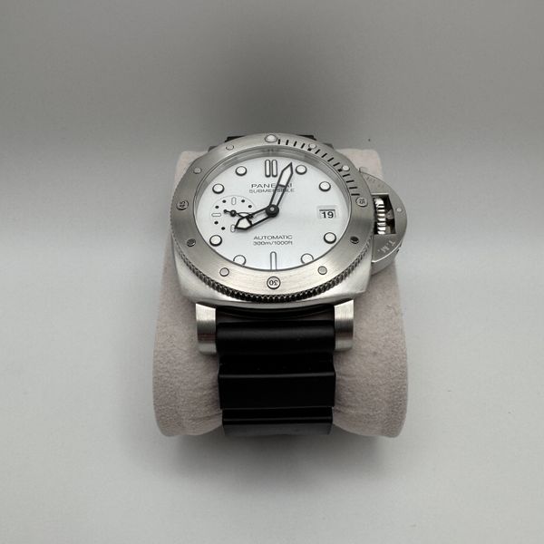 (Or Trade) Panerai Submersible PAM01590 42mm | WatchCharts Marketplace