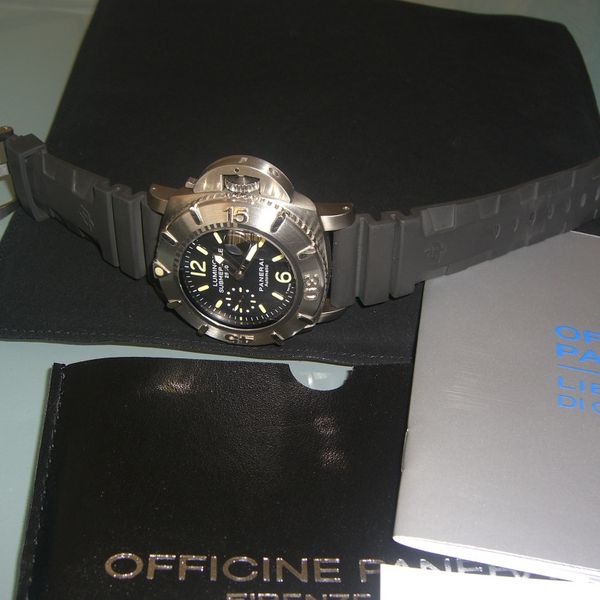 LNIB: Panerai PAM 194 Subzilla | WatchCharts Marketplace