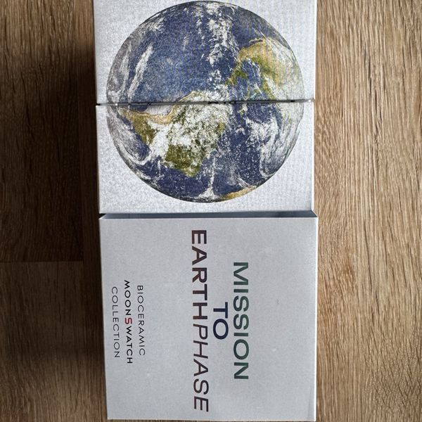 Swatch x Omega Bioceramic Mission to Earth Phase MoonSwatch Grey, New ...