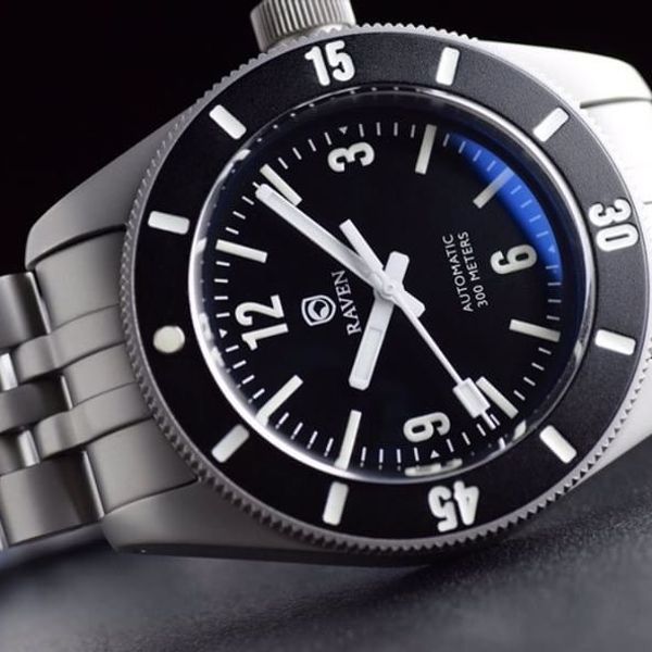 FS: Raven Trekker 40 | WatchCharts Marketplace