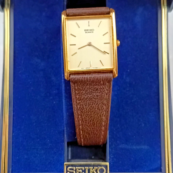 Vintage Seiko Quartz Watch V700-5K30 Men Gold Tone Tank with New Battery | WatchCharts Marketplace