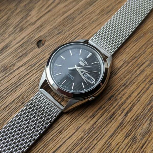 Seiko SNKL23 on Geckota mesh strap (no box or manuals) | WatchCharts ...
