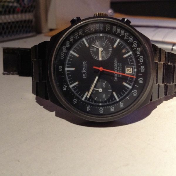 Vintage Le Jour Chronograph - Valjoux 7734 | WatchCharts Marketplace