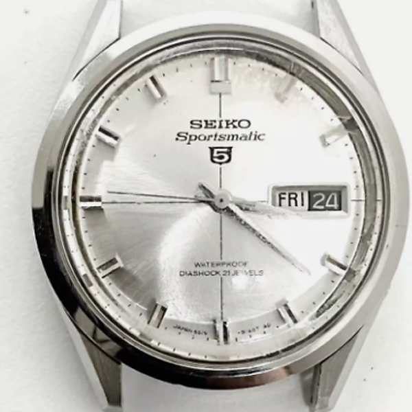 Seiko 5 Sportsmatic 6619-8120 Automatic 21 Jewels Vintage Watch Non-Working | WatchCharts ...