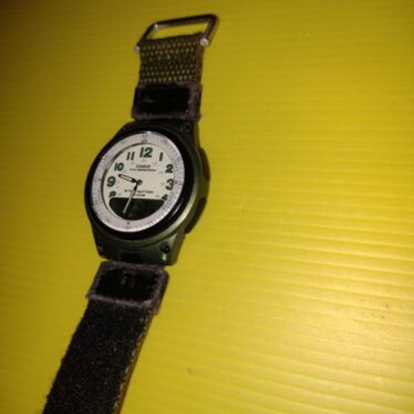 CASIO 2747 AW-80 TELEMEMO 30 WORLD TIME MEN'S WATCH | WatchCharts ...