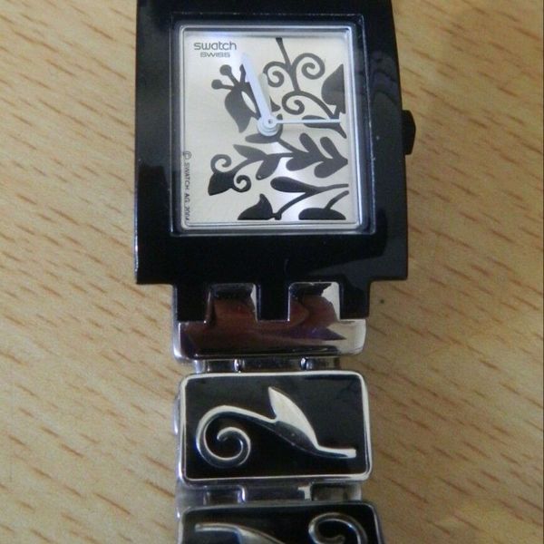 Rare Rectangular Swatch bracelet watch | WatchCharts
