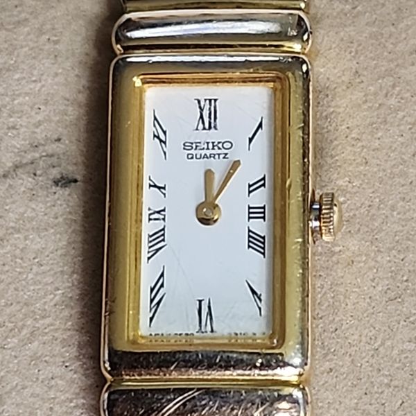 Vintage Seiko Quartz Ladies Watch 2E20-6759 *New Battery * Runs ...