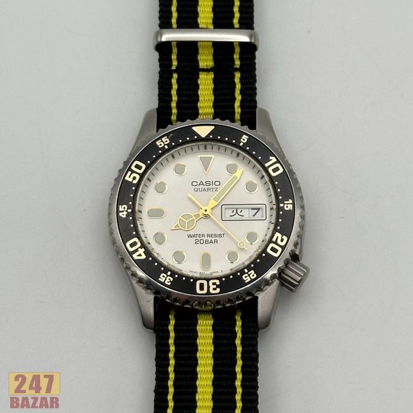 Vintage Casio 394 MD-700 Day Date Japanese English Calendar 36mm Japan ...