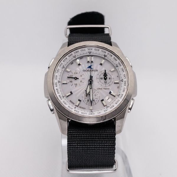 Casio OCW-600 Titanium Watch Solar Wave Ceptor Analog Chronograph READ ...