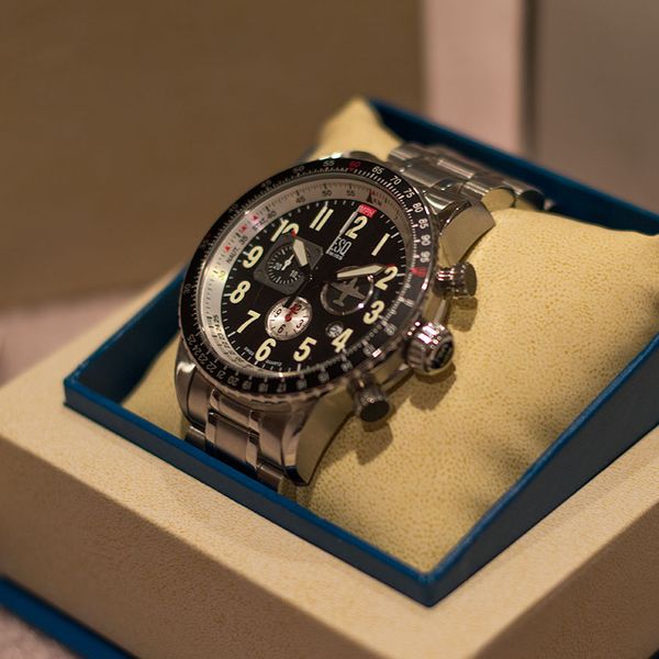 FS - ESQ Swiss "Beacon" Aviator Pilot Quartz | WatchCharts Marketplace