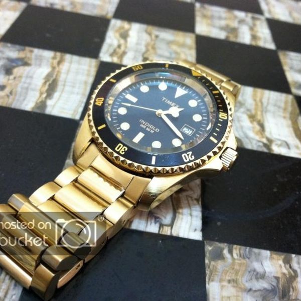 Fs: AFFORDABLES Timex Submariner Gold and Casio Chronograph Diver ...