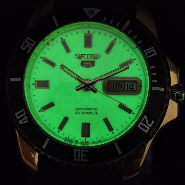Seiko 5 Sports Men's Automatic Wrist Watch Japan Made Radium Dial Glow ...