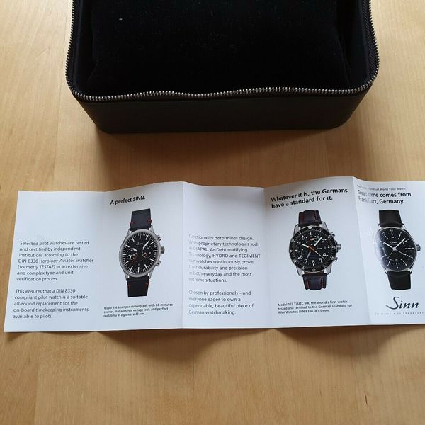 Lufthansa First Class Amenity Kit von Sinn (Dunkelbraun) | WatchCharts ...
