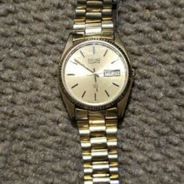 Vintage SEIKO | 6923-8089 A4 | Men's Quartz Watch | Day Date | SQ | Gold Tone | WatchCharts ...