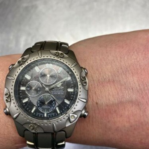 Citizen Eco-Drive Titanium 0855-H10350 | WatchCharts