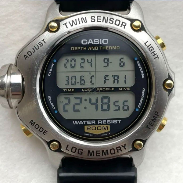 Casio Vintage digital Watch DIVER SCUBA XL DEP-600 DIVING HELMET DESIGN ...