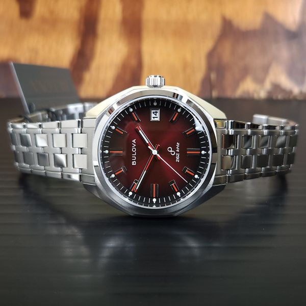 Bulova Jetstar Red | WatchCharts Marketplace