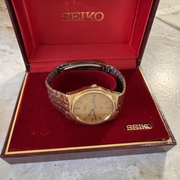 Vintage Seiko Men's Day/Date Watch Gold Tone Dial & Band - New Battery and Box | WatchCharts ...
