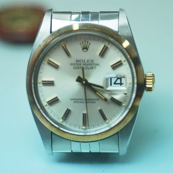 SOLD Vintage Rolex 16003 smooth bezel full set NOS, retailed in January ...