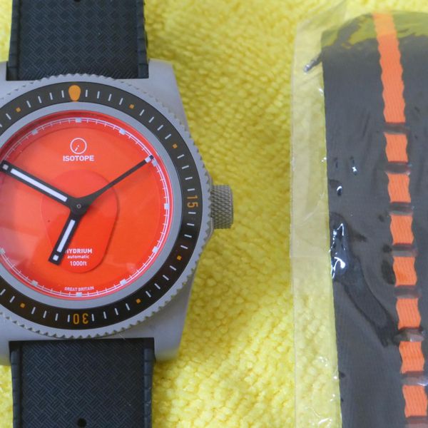[WTS] Isotope Hydrium Orange Dial Automatic Dive Watch | WatchCharts ...