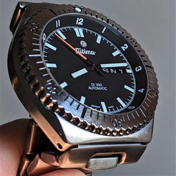 FSOT: Tutima DI 300 | WatchCharts Marketplace