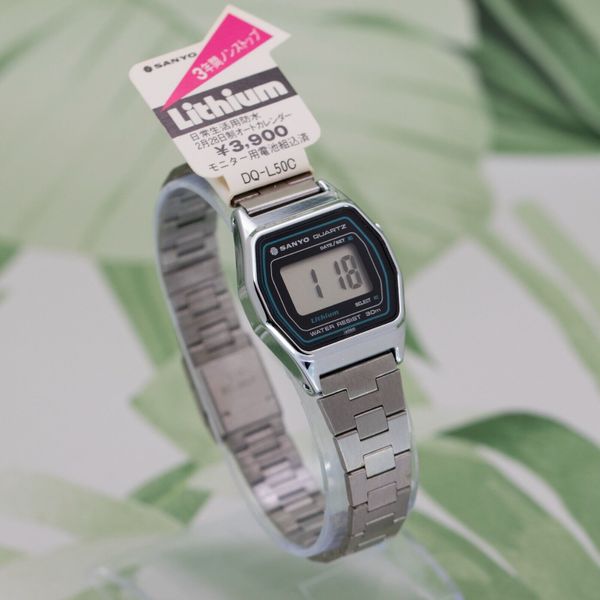 1980s SANYO DQ-L50C LADIES QUARTZ LITHIUM WR 30M WATCH VINTAGE BRACELET ...