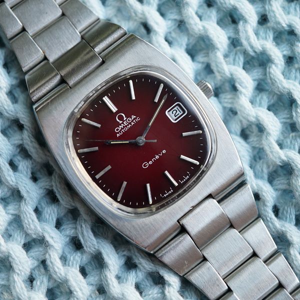 [WTS] RARE Omega Geneve automatic date w AMAZING RED/BURGUNDY GLOSSY ...