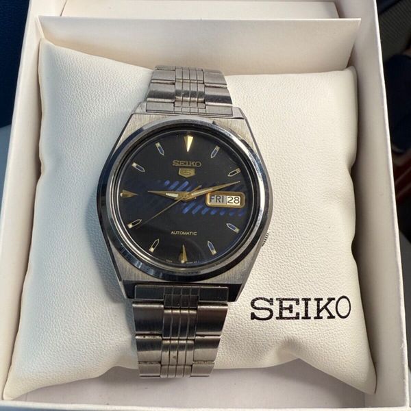 Vintage SEIKO 5 Automatic 7009-876A Blue Dial Stainless Day/Date Watch 37mm | WatchCharts ...