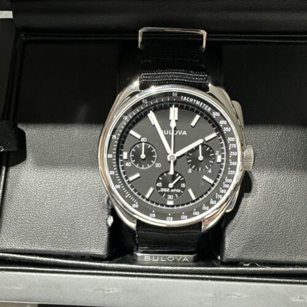 Bulova Archive Special Edition Lunar Pilot Chronograph Men's Watch ...