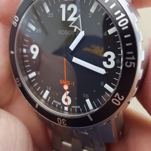 Bang & Olufsen BeoWatch 9750 Wristwatch with B&O remote control ...