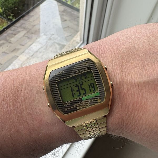 Timex T80 36mm in Gold Near Mint Timex TW2V74300 | WatchCharts Marketplace