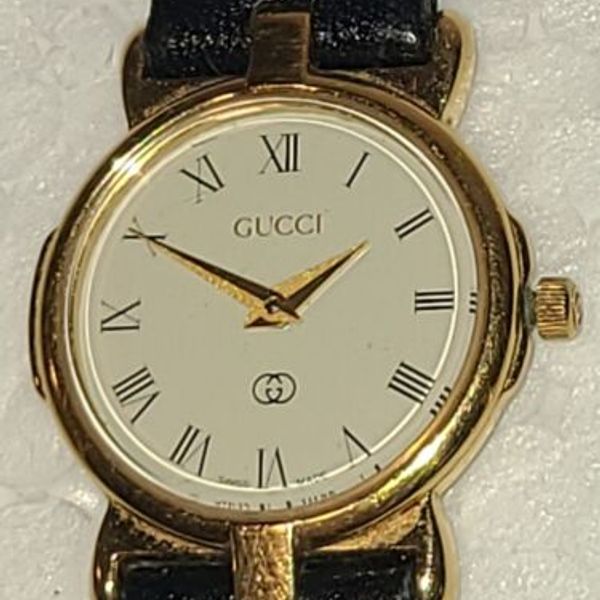 Vintage Gucci 980003 Ladies Watch For Parts Or Repair Missing Back ...