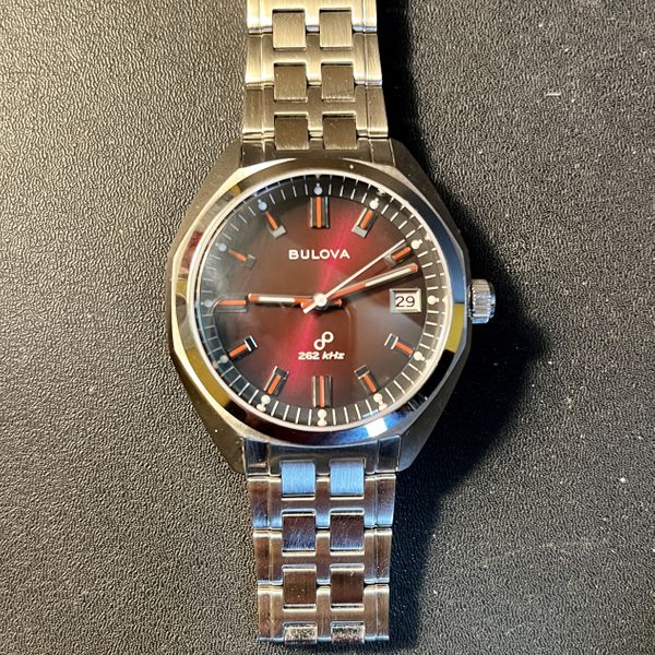 [$425 USD] FS: Bulova Jet Star 262HZ Crimson | WatchCharts Marketplace