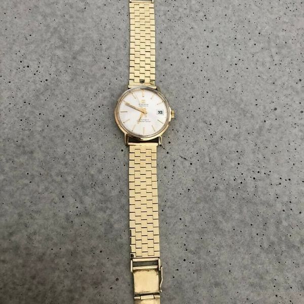 Tissot Herrenuhr Gold 585 Golduhr 14 Karat Seastar Seven | WatchCharts ...