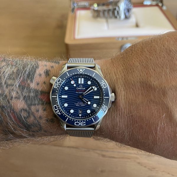 [WTS] Omega Seamaster Pro w/ mesh AND Uncle bracelet - 2023 | WatchCharts