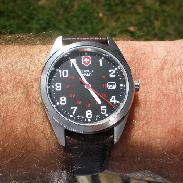 SOLD!! Swiss Army Garrison model 241083 CONUS sales only $40 | WatchCharts