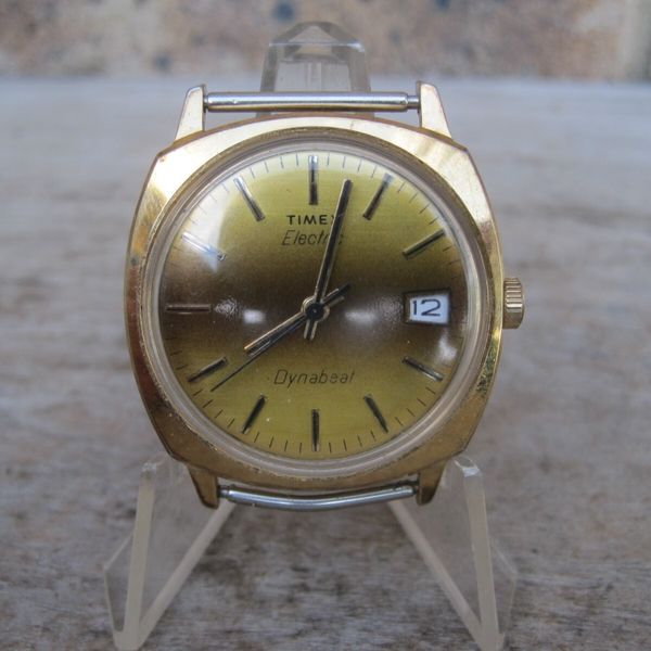 Vintage 1970s TIMEX DYNABEAT ELECTRIC DATE WATCH NEW BATTERY RUNNING ...