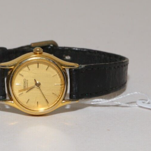 Elegant Classy Seiko Quartz Women's Watch | WatchCharts Marketplace
