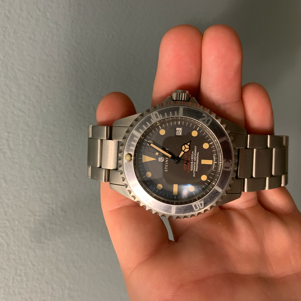 [WTS]Steinhart vintage red “ghost” bezel! 42mm | WatchCharts