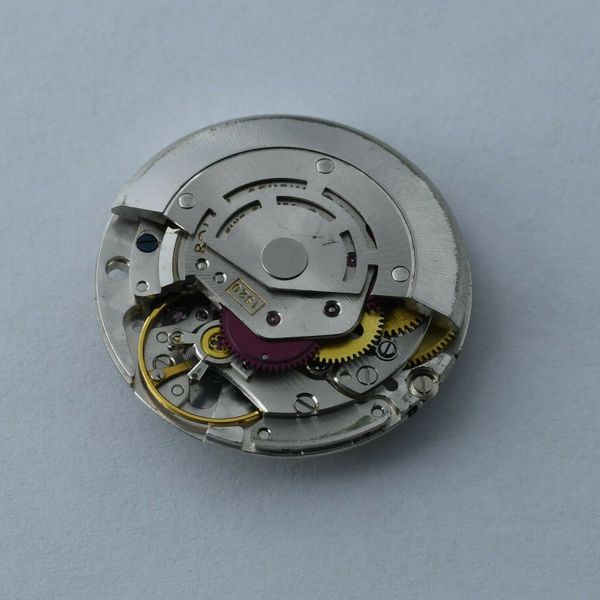 Genuine Complete Rolex 1520 Movement ( OFF a 1967 5513 Submariner ...